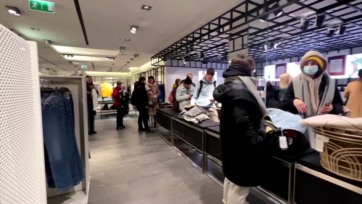 National Post | Russians Visit H&M In Moscow For Last Time