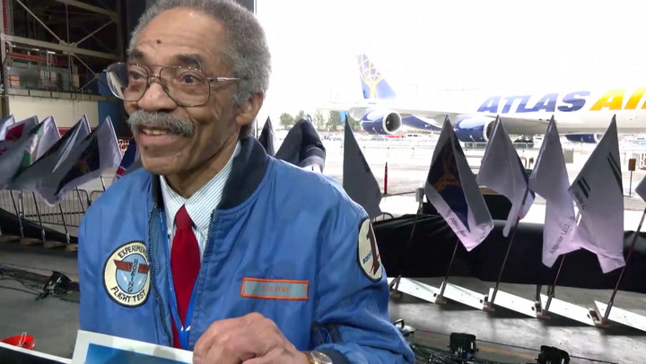 National Post | Ex Flight Test Engineer Bids Farewell To Boeing 747