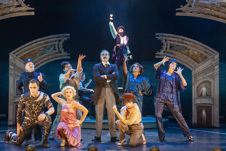 London Free Press | Grand Ghosts: Ambrose Small brought to life on ...