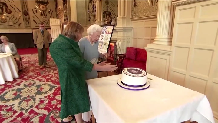 National Post | Queen Elizabeth cuts cake to mark 70 years of rule