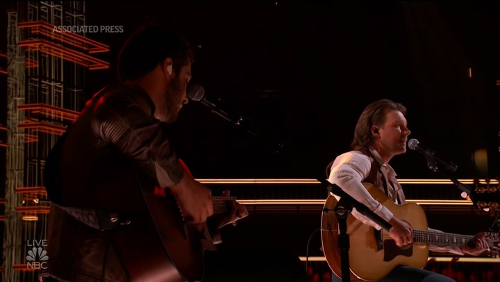 National Post | Scott, Wallen Hit Billboard Music Awards Stage